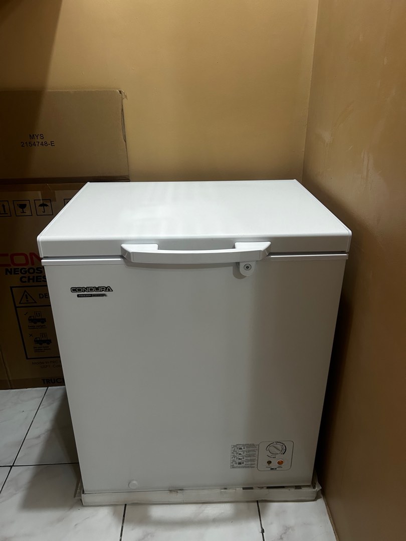 Condura chest freezer 5cu inverter, TV & Home Appliances, Kitchen ...