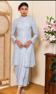 Anahitta Fleur in Pure Long Kebaya, Women's Fashion, Muslimah Fashion ...