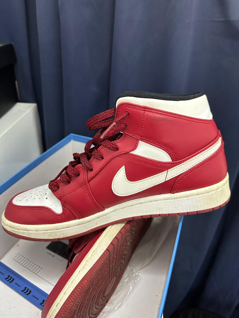 Nike Air Jordan Classic, Men's Fashion, Footwear, Sneakers on Carousell