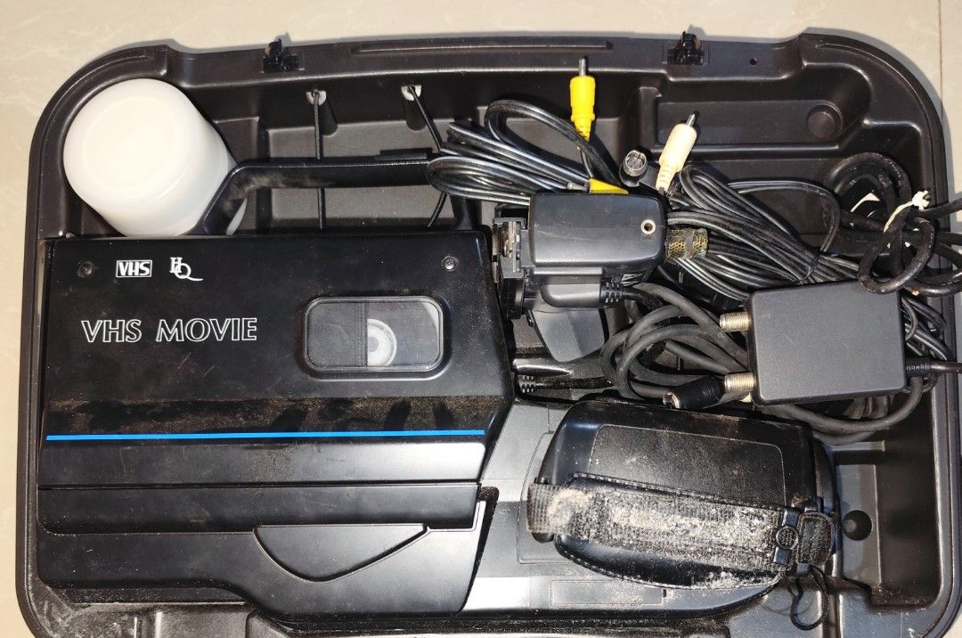 Vintage VHS Movie Recorder, Hobbies & Toys, Memorabilia & Collectibles ...