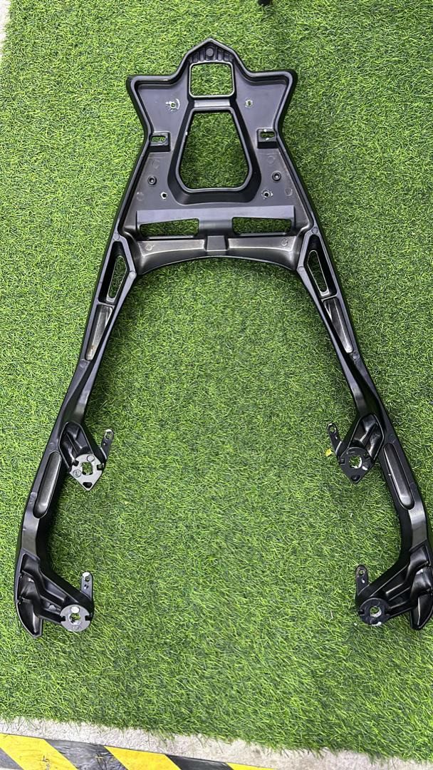 YAMAHA XMAX V1 Heavy Duty Rack/ Xmax V1 rear box bracket, Auto ...