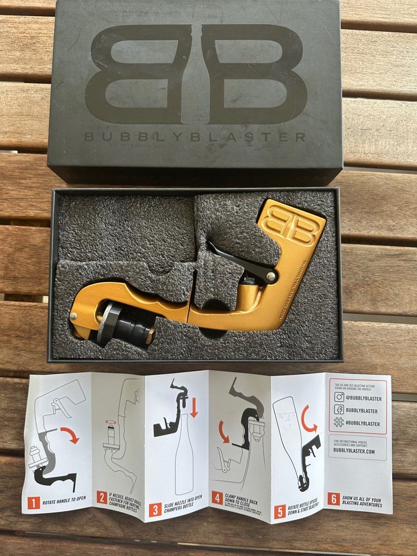 Bubbly Blaster - Gold - Champagne Spray Gun, Hobbies & Toys, Toys ...