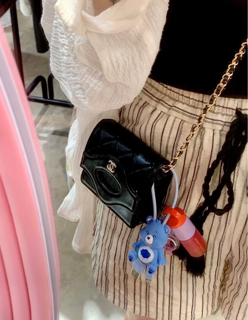 C Mini 31 Bag Wallet / Mini Bag with Chain, Luxury, Accessories on ...