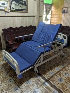 Katil sakit hospital siap tilam dan meja mkn, Furniture & Home Living ...