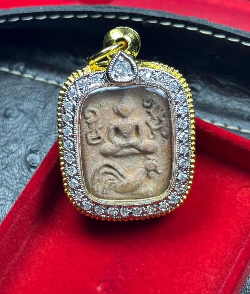 LP Mui - Phra Somdej Rooster BE2508, Hobbies & Toys, Memorabilia ...