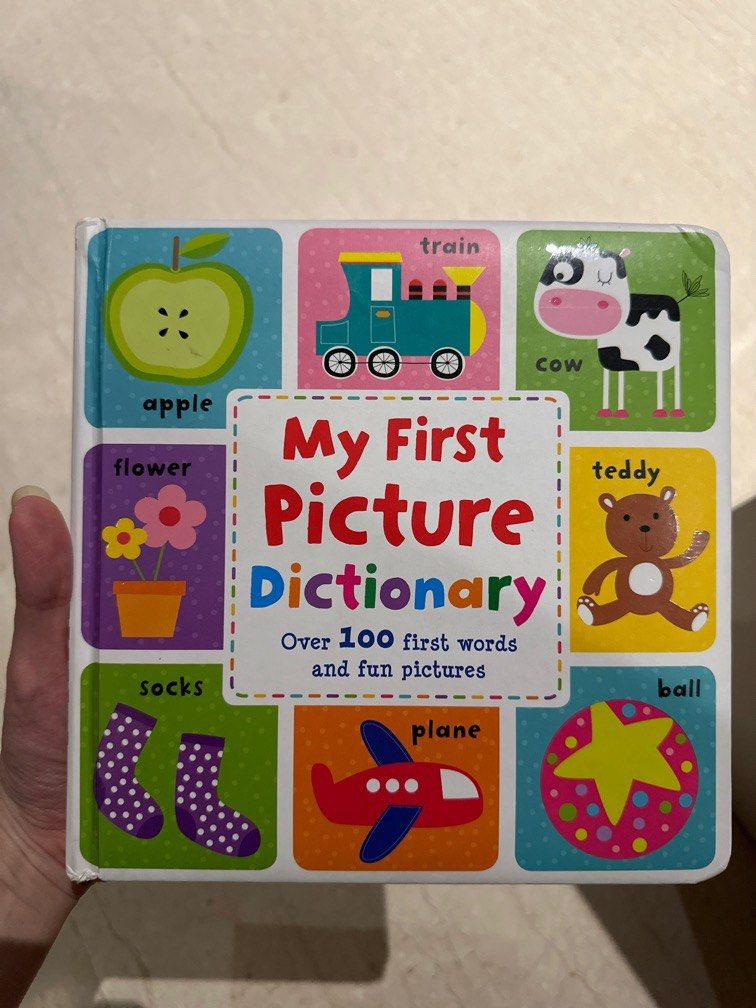 My first picture dictionary, Buku & Alat Tulis, Buku Anak-Anak di Carousell