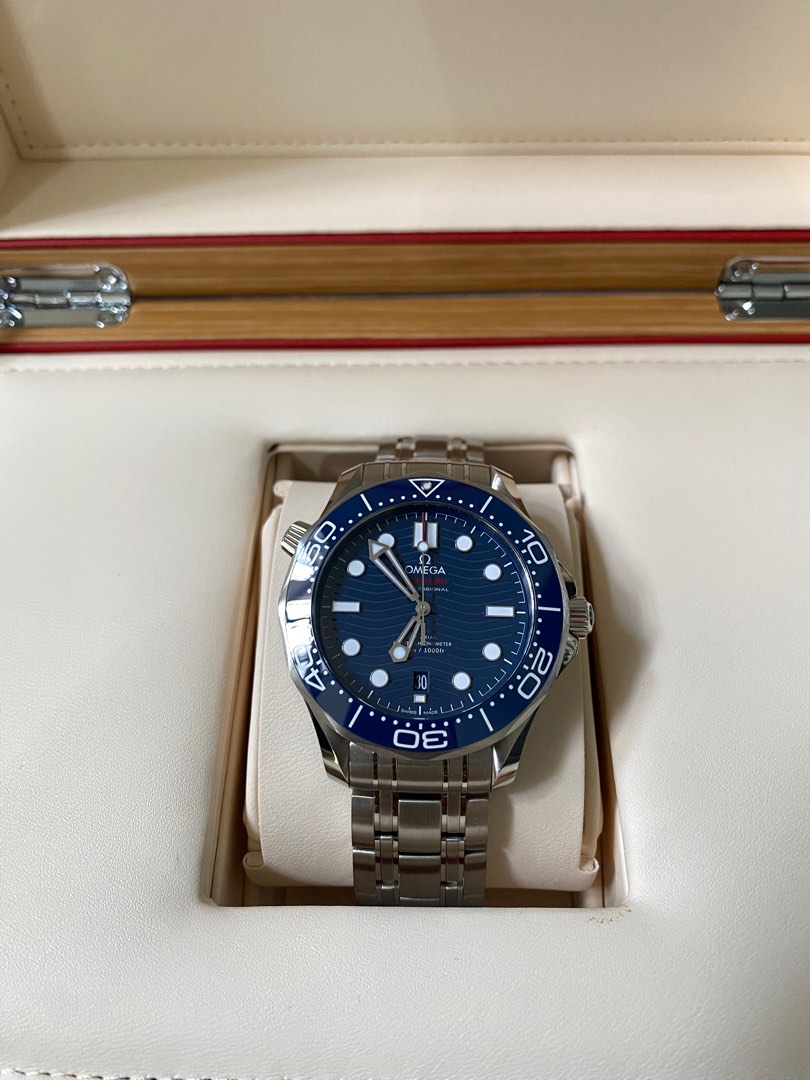 Omega Seamaster Diver 300m, Men's Fashion, Watches & Accessories ...