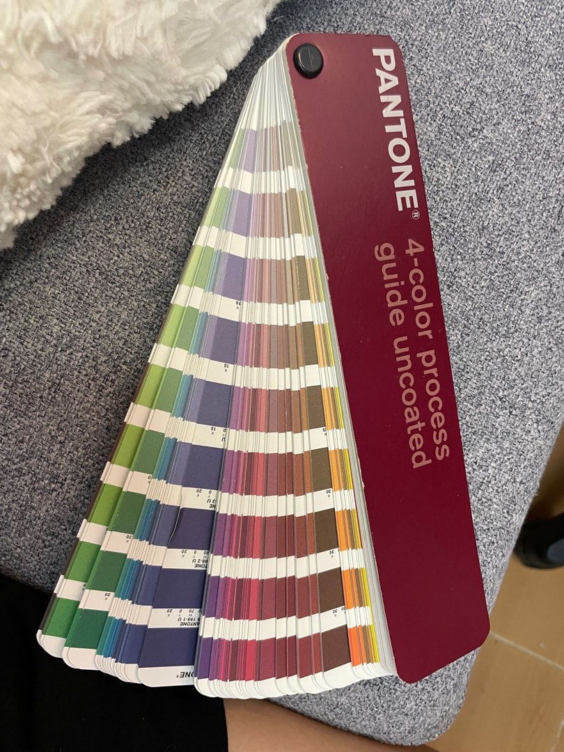 Pantone 4-colour process guide uncoated, 其他, 其他 - Carousell