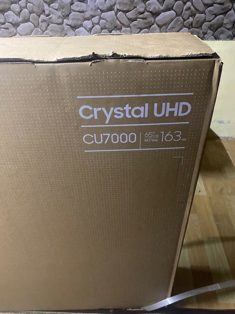 Samsung 65 Cu7000, TV & Home Appliances, TV & Entertainment, TV on Carousell