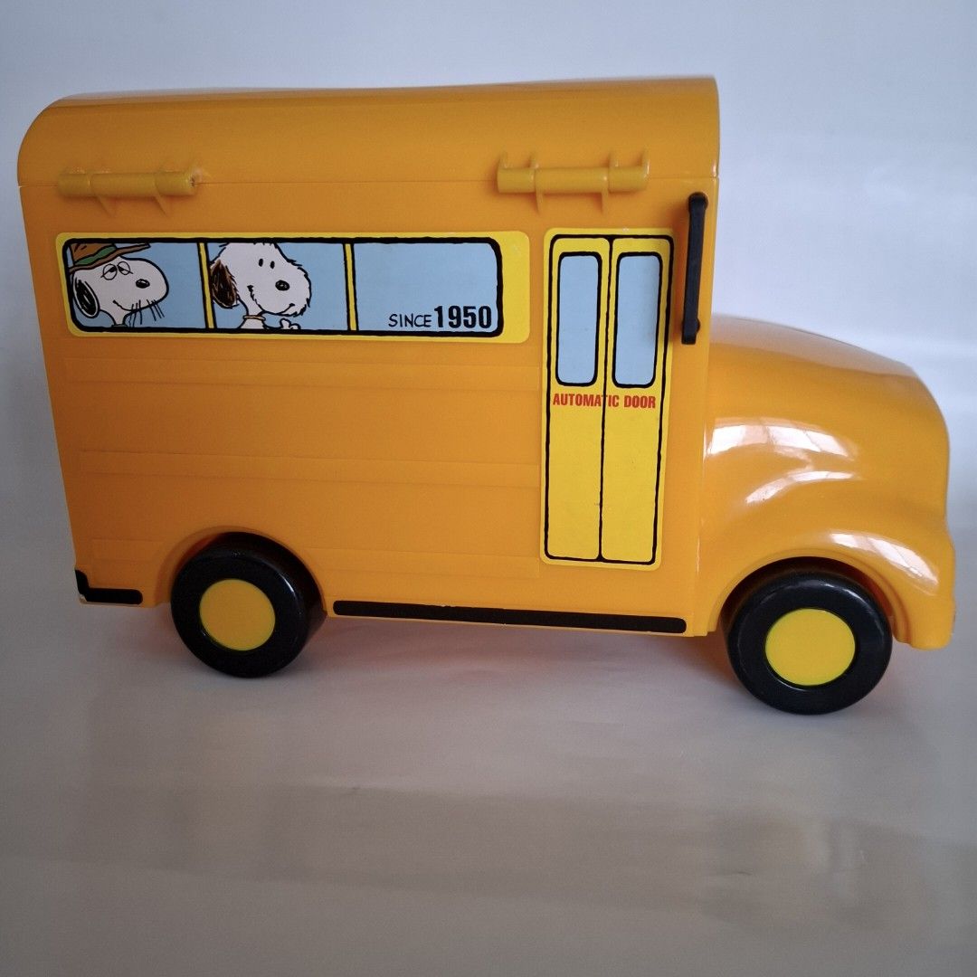 Snoopy School Bus Carrier Storage Case, Hobbies & Toys, Collectibles ...