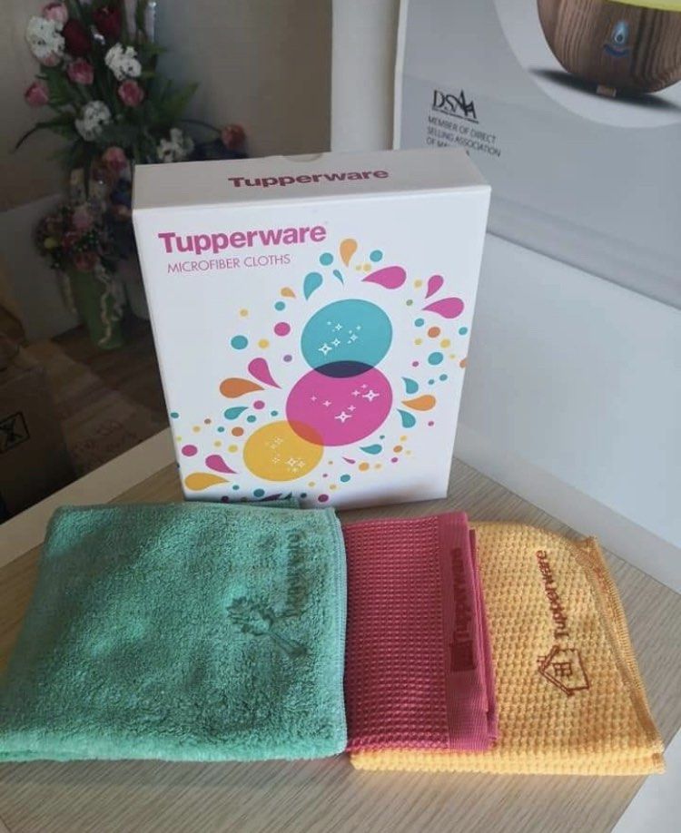 Tupperware towels / kain pengelap, Furniture & Home Living, Cleaning ...