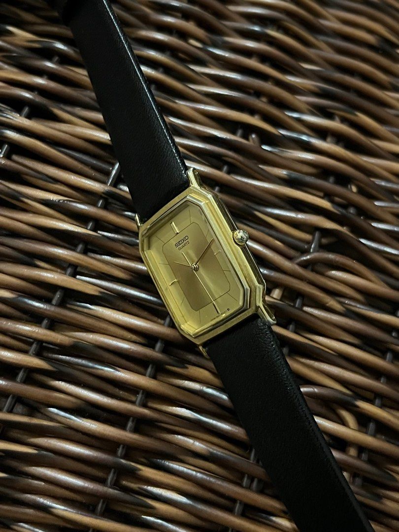 vintage seiko tank stepped bezel, Men's Fashion, Watches & Accessories ...