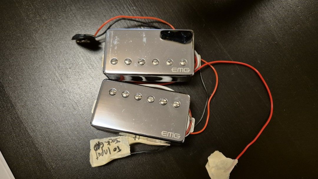 2 EMG Retro Active FAT 55 covered PAF-style Alnico-5 humbuckers ...