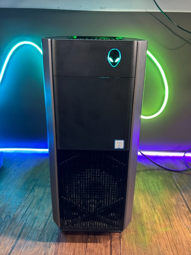 Alienware Aurora R8 電競 畫圖 CPU：i7-9700K Ram：16G （8X2 3200Mhz）顯示卡：3060TI ...