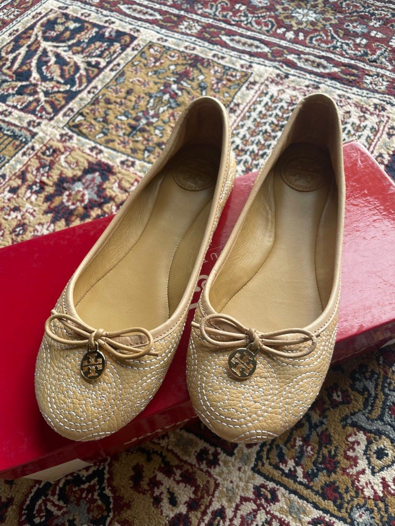 (Reduced) Authentic Tory Burch Chelsea Logo Stitched Ballet Flats ...