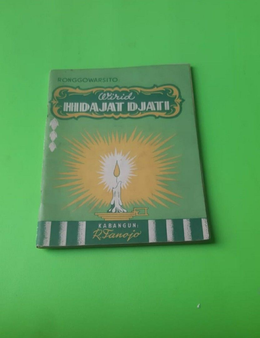 Buku Jawa Wirid Hidajat Djati Ronggowarsito, Buku & Alat Tulis, Buku di ...