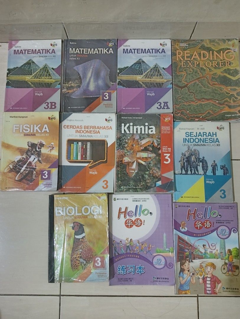 Buku pelajaran kelas XII, Buku & Alat Tulis, Buku Pelajaran di Carousell