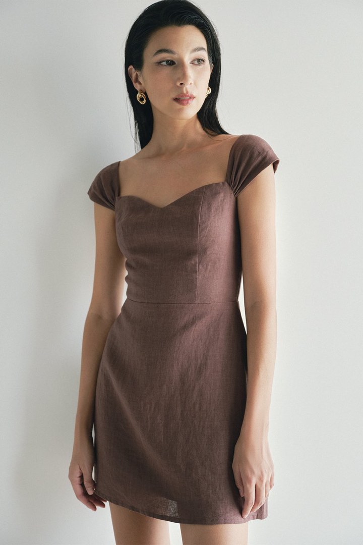 Caramel monster Joanne mini, Women's Fashion, Dresses & Sets, Dresses ...