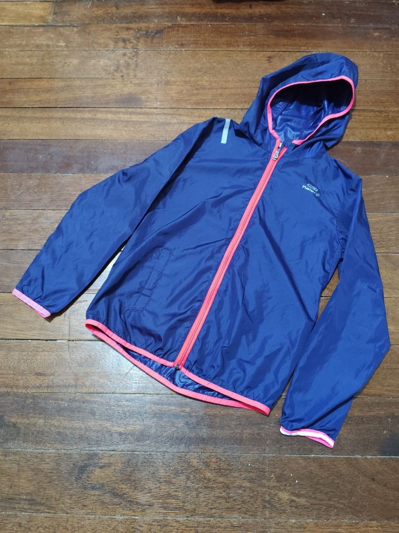 Decathlon Kalenji Jacket, Babies & Kids, Babies & Kids Fashion on Carousell