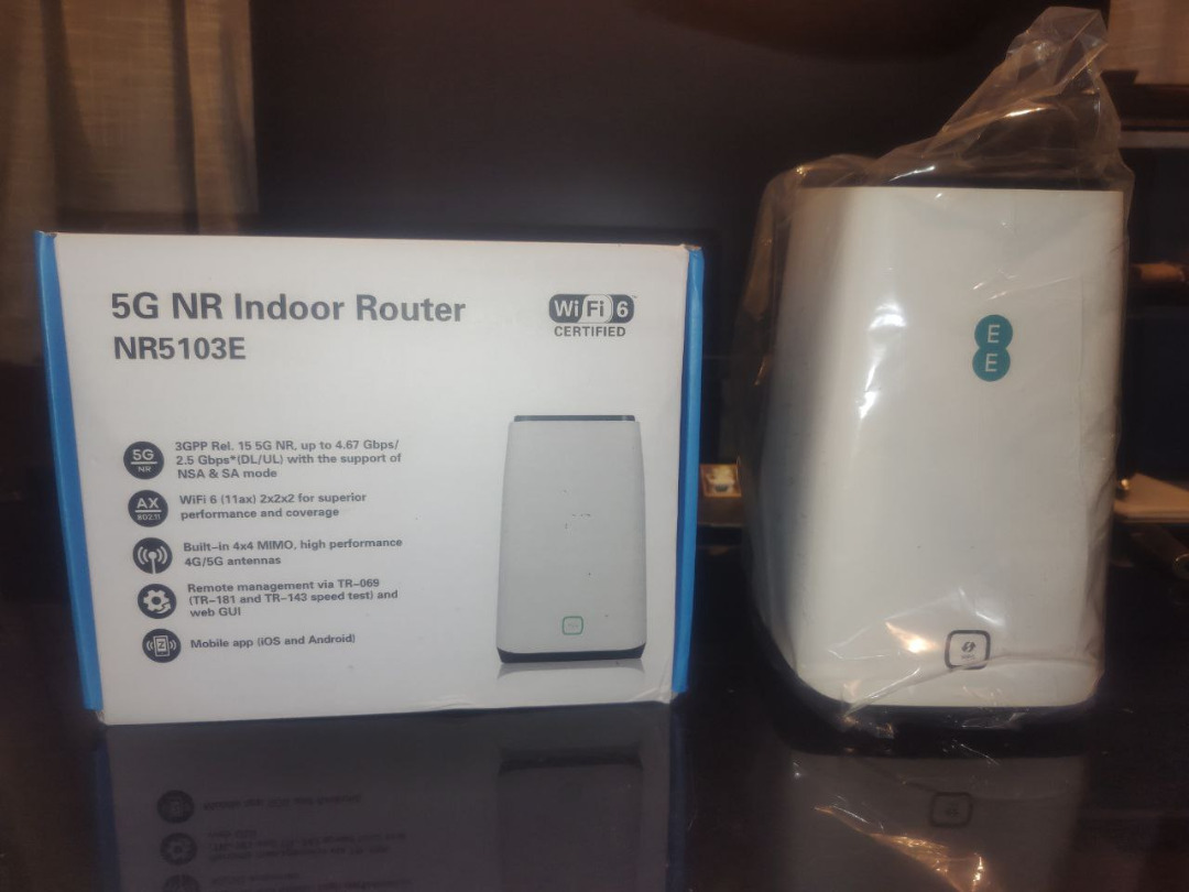 (包順豐) 英國EE 5G Router CPE NR5103e, Wi-Fi 6, 村屋 Sim 咭上網 (非大陸 Zte Oppo TP ...