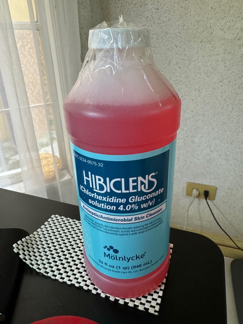 Hibiclens Antiseptic/Antimicrobial Skin Cleanser 32oz, Beauty ...