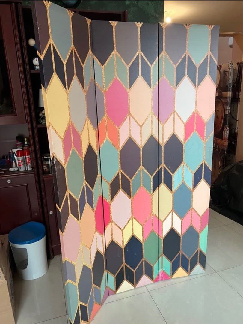 Informa Partitioner / Pembatas Ruangan Modern, Perabotan Rumah di Carousell