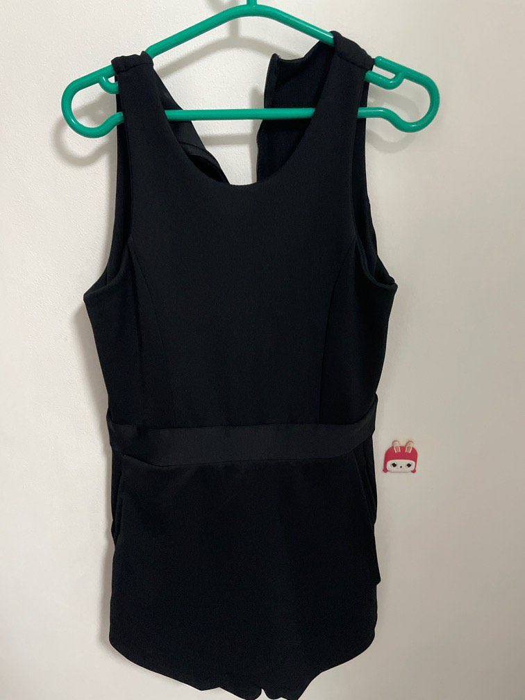 Jumpsuits hitam, Fesyen Wanita, Pakaian Wanita, Jumpsuits di Carousell
