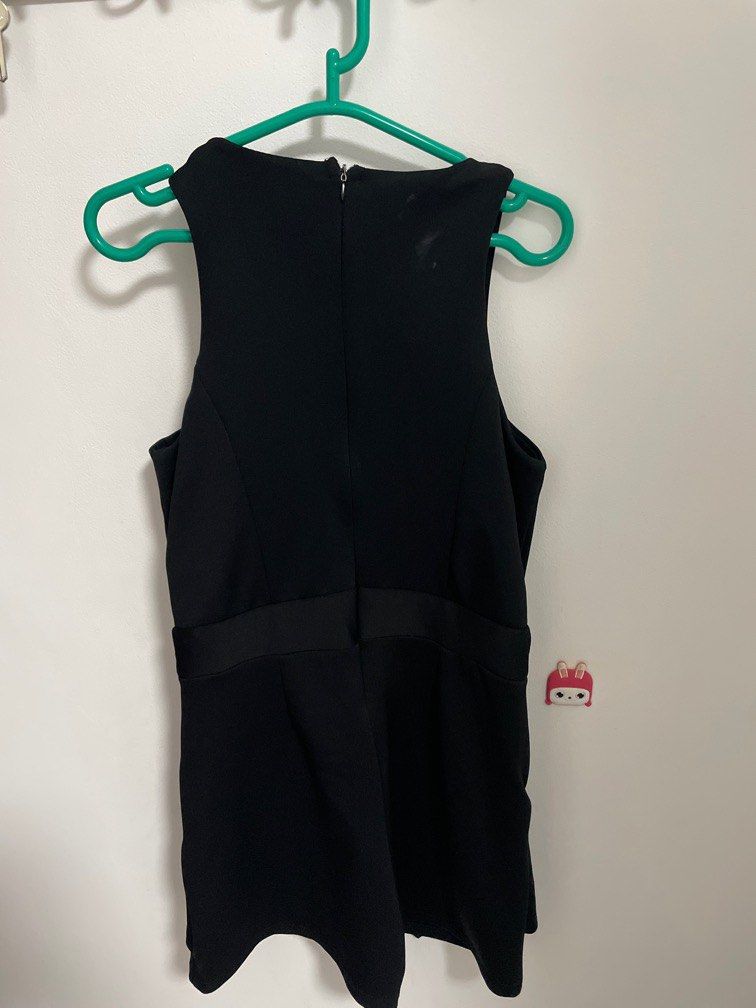 Jumpsuits hitam, Fesyen Wanita, Pakaian Wanita, Jumpsuits di Carousell