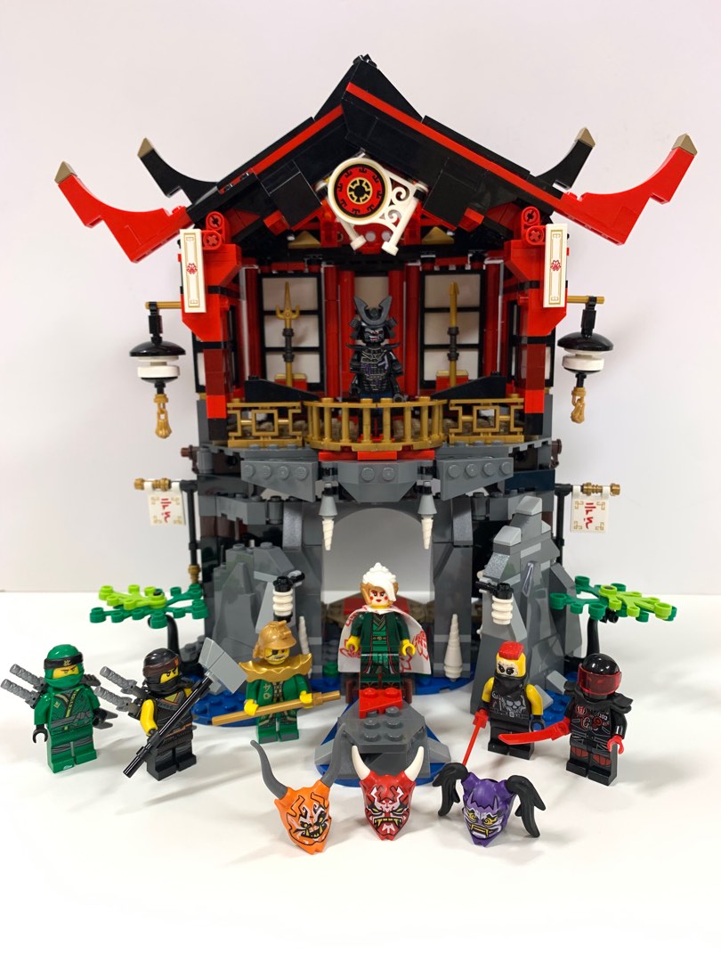 LEGO Ninjago temple of resurrection 70643, Hobbies & Toys, Toys & Games ...
