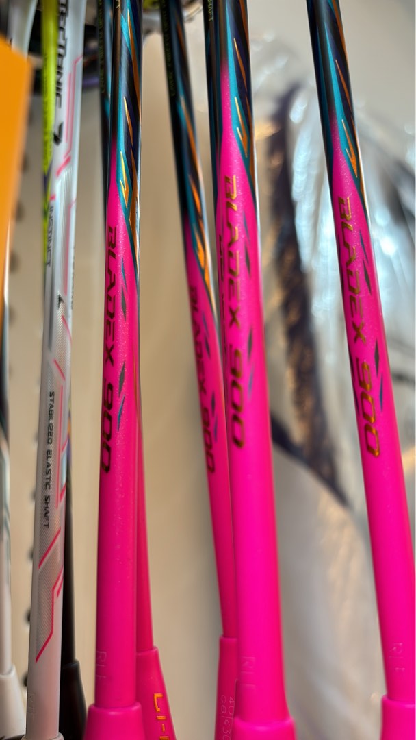 Lining Bladex 900 New pink colour, Sports Equipment, Sports & Games ...