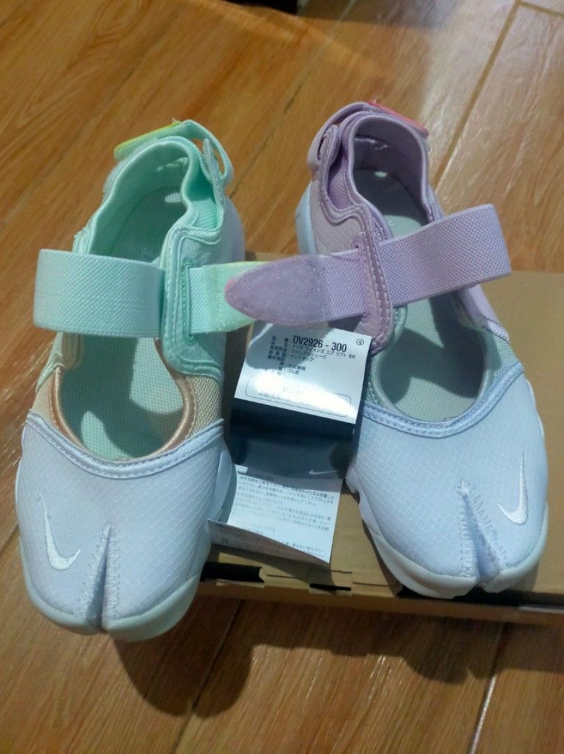 Nike Air Rift woman NEW authentic, Fesyen Wanita, Sepatu di Carousell
