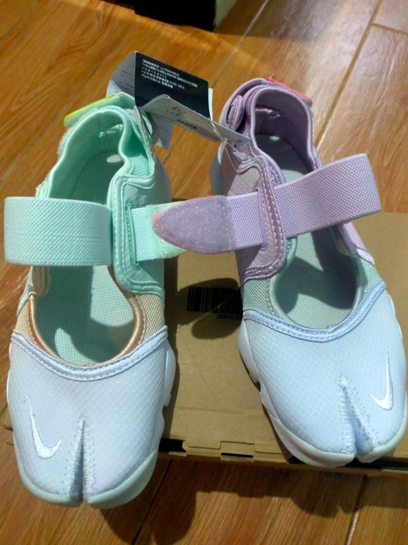 Nike Air Rift woman NEW authentic, Fesyen Wanita, Sepatu di Carousell
