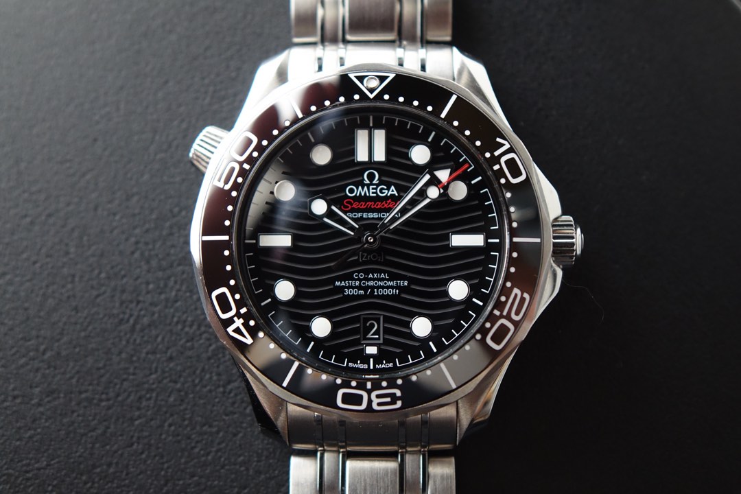 Omega Seamaster SMP 300 Black Bracelet 210.30.42.20.01.001, Luxury ...
