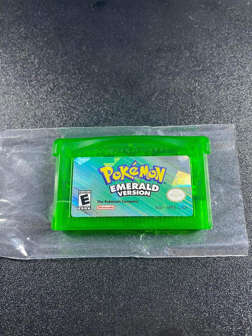 Pokemon Emerald Mint condition, Video Gaming, Video Games, Nintendo on ...