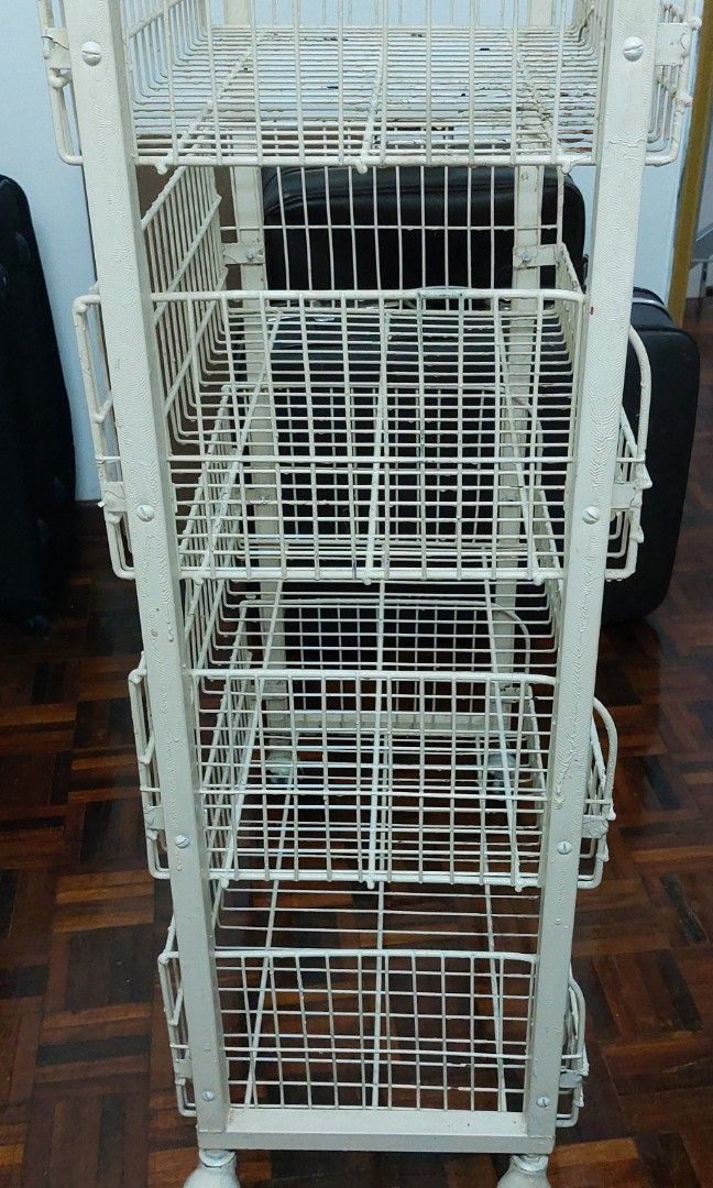 RAK BESI BERODA/ IRON RACK WITH WHEELS, Furniture & Home Living ...