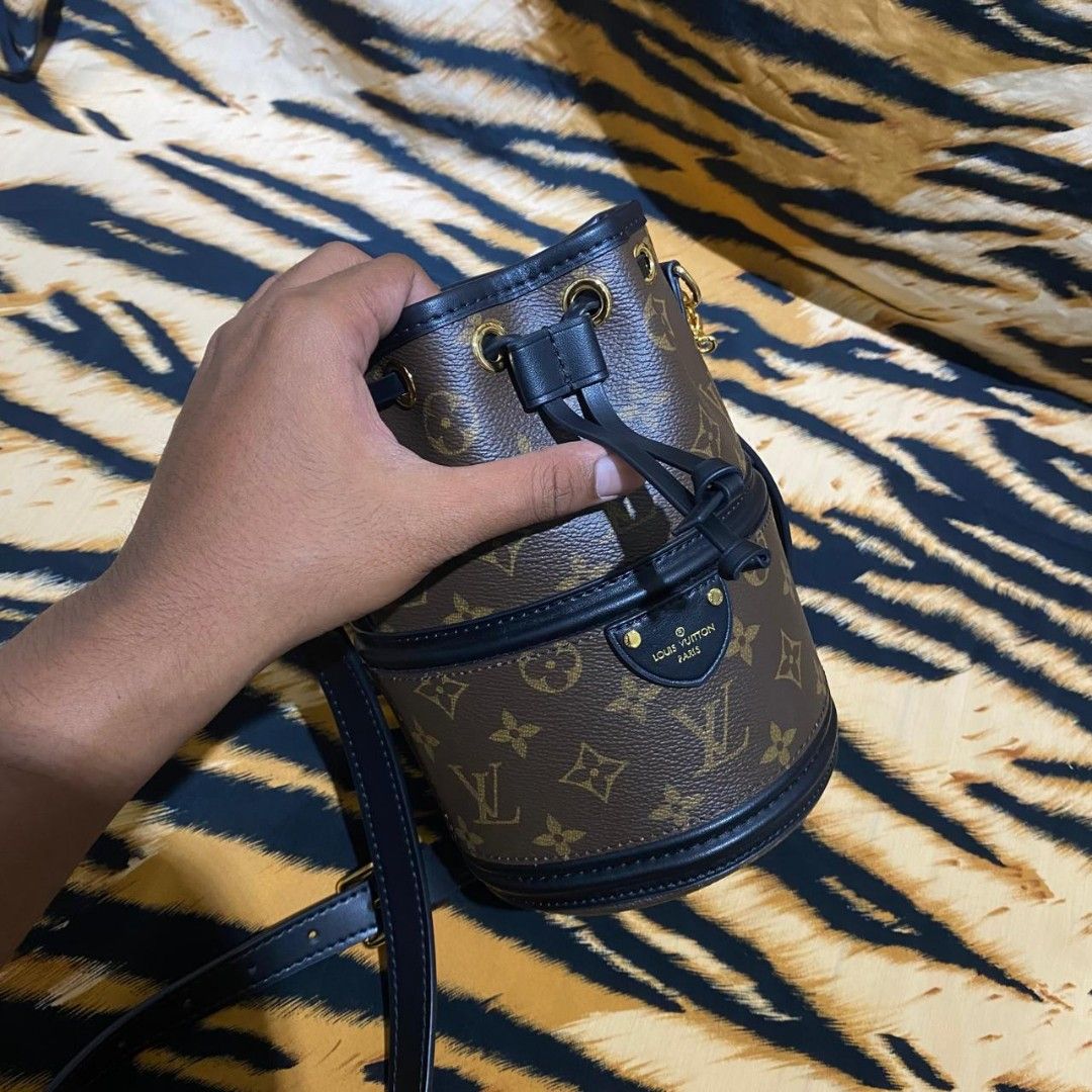 Slingbag Louis vuitton, Fesyen Wanita, Tas & Dompet di Carousell