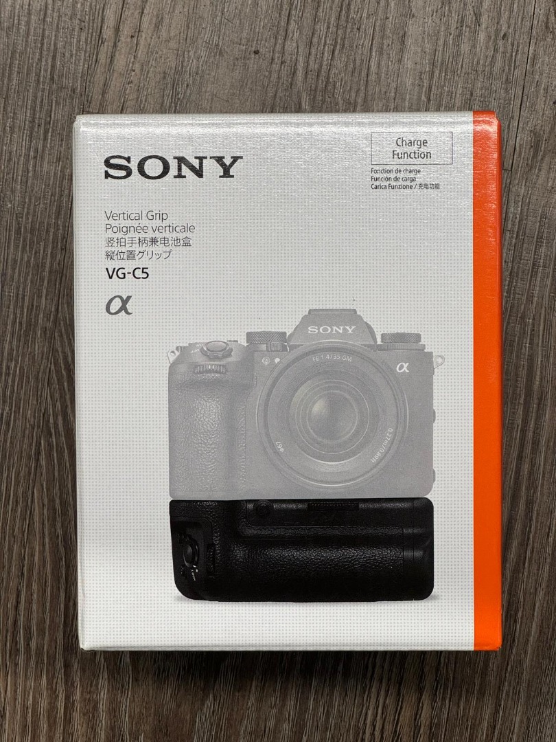 Sony VG-C5 垂直手柄 for a9iii, 攝影器材, 攝影配件, 電池及充電器 - Carousell