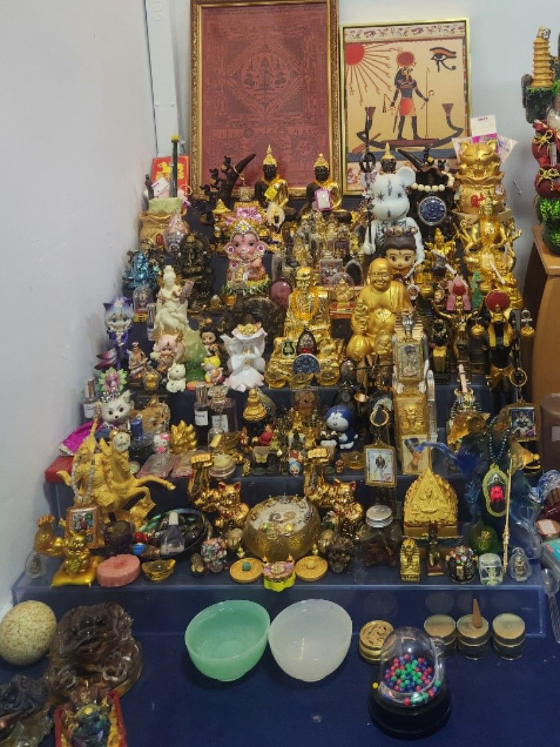Thai style floor altar, Hobbies & Toys, Memorabilia & Collectibles ...