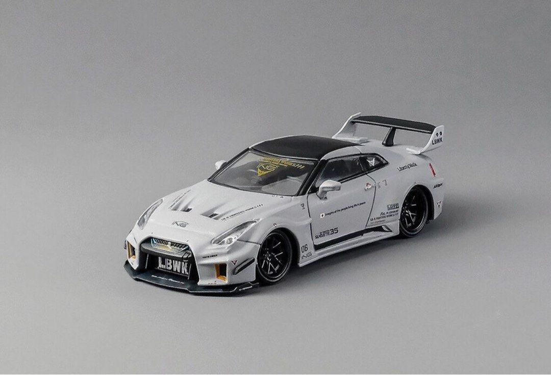 1/64 CM Model LB-Silhouette WORKS GT Nissan GT-R R35 - like zero ...