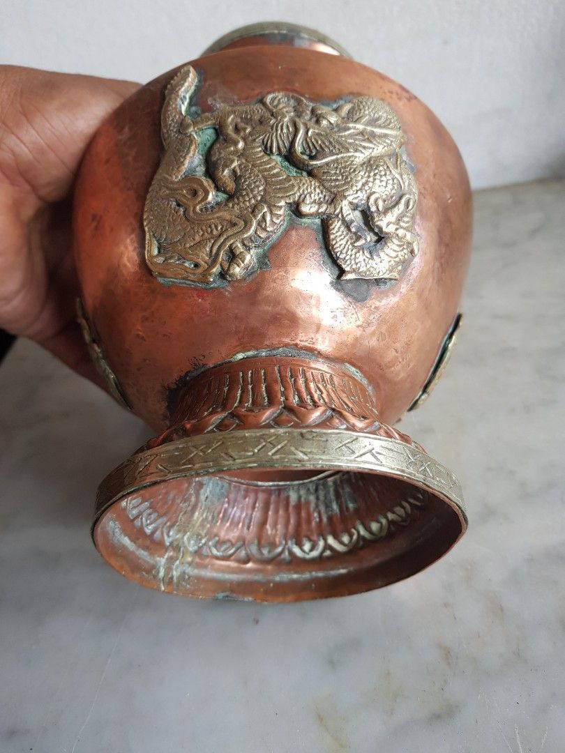 Fas bunga antik gambar naga, Antik, Pajangan di Carousell