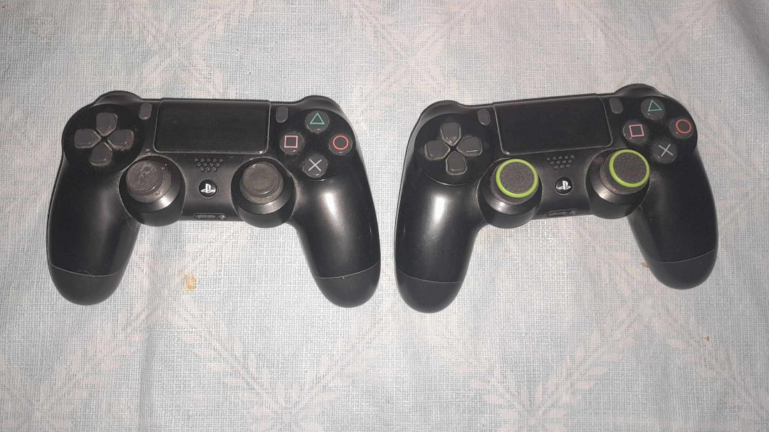️FOR SALE ️2 PS4 Original Controller, Video Gaming, Video Game Consoles ...