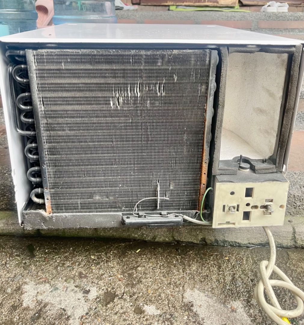 For sale : Used Condura 1HP Window Type Aircon needs repair, TV & Home ...