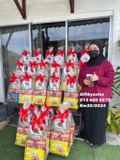 Menerima Tempahan Pelbagai Jenis Hamper. Hamper Makanan Dan Minuman. Di ...