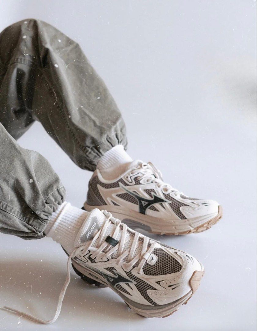 MIZUNO Halo Mix - D1GH240807 白棕綠 24CM, 她的時尚, 鞋類, 平底鞋、休閒鞋在旋轉拍賣