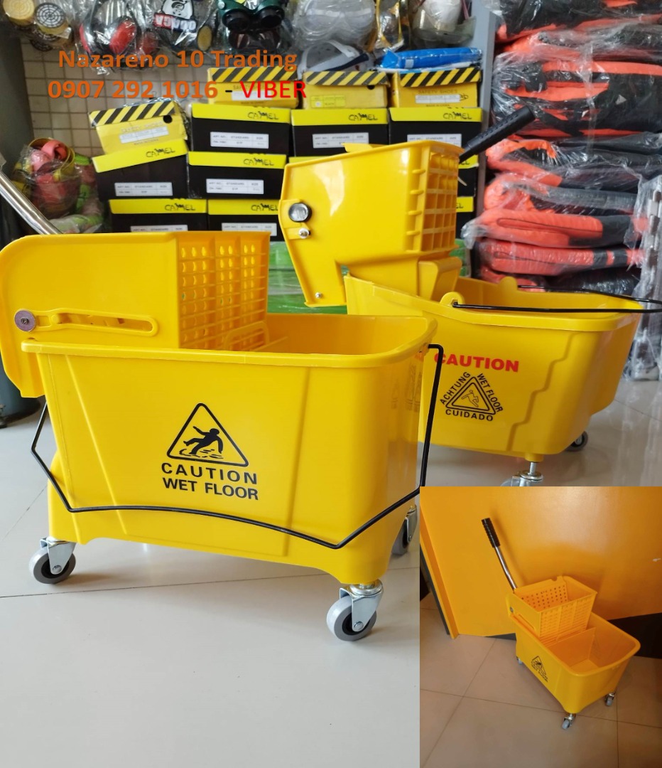 Mop squeezer bucket w/wheels 4, Furniture & Home Living, Cleaning ...