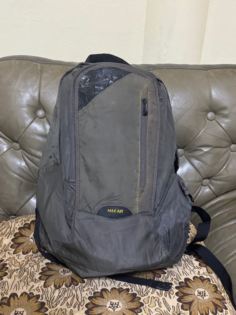 NIKE AIR MAX LAPTOP BAG, Computers & Tech, Parts & Accessories, Laptop ...