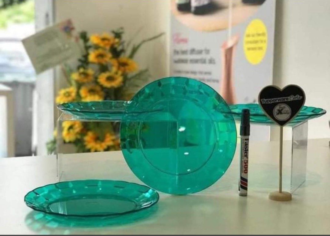Pinggan Tupperware, Furniture & Home Living, Kitchenware & Tableware ...