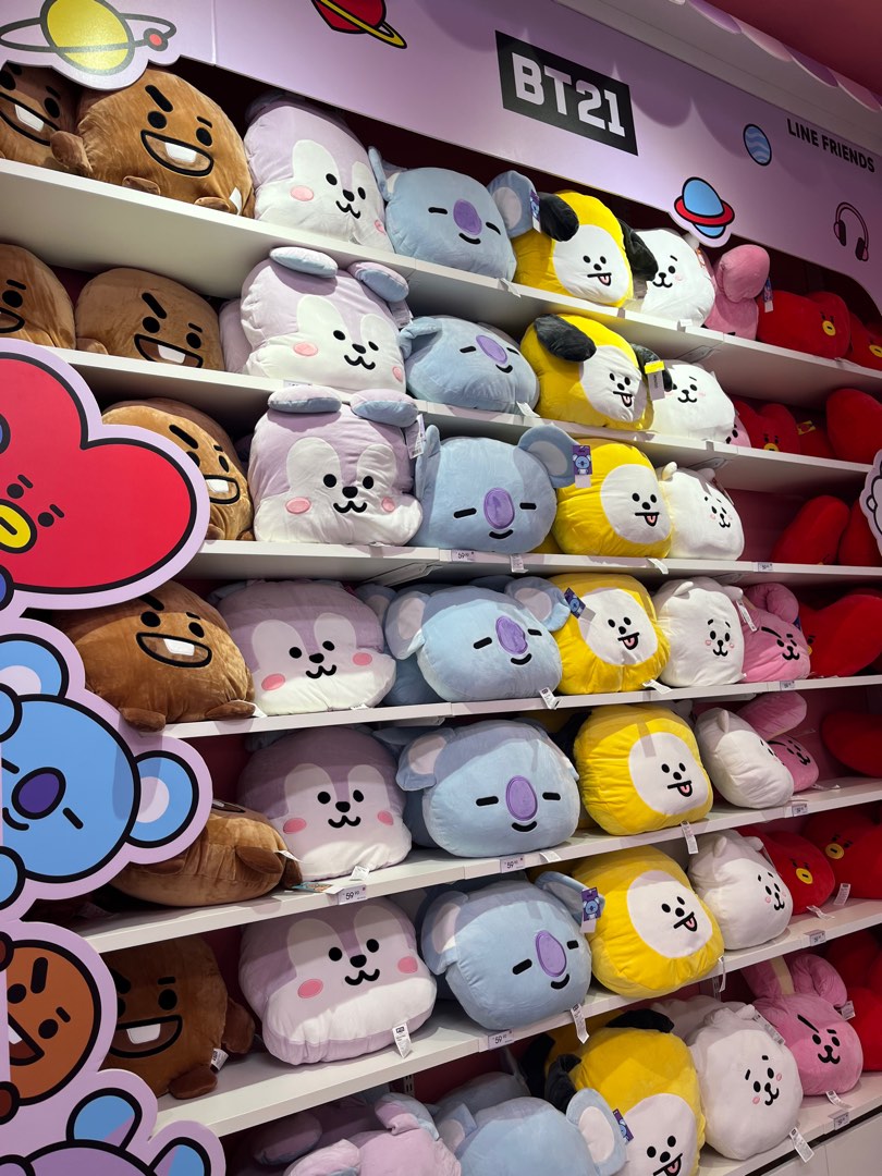Ready stock BT21 x Miniso Pillow, Hobbies & Toys, Collectibles & Memorabilia, K-Wave on Carousell