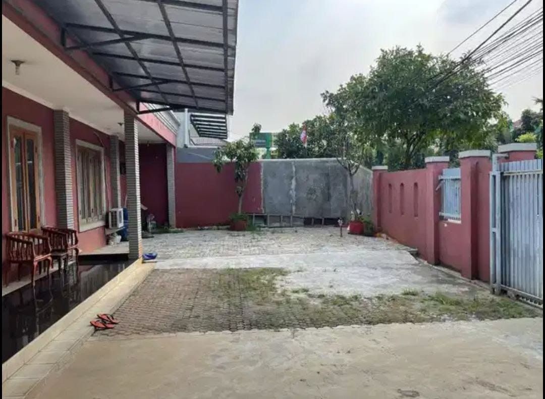 Rumah Hook 1,5. Lantai Strategis Di Jalan Raya Besaar Duren Sawit ...