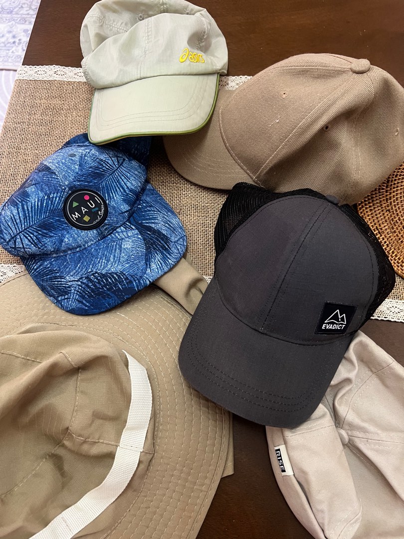 Set Of Caps, Men's Fashion, Watches & Accessories, Cap & Hats on Carousell
